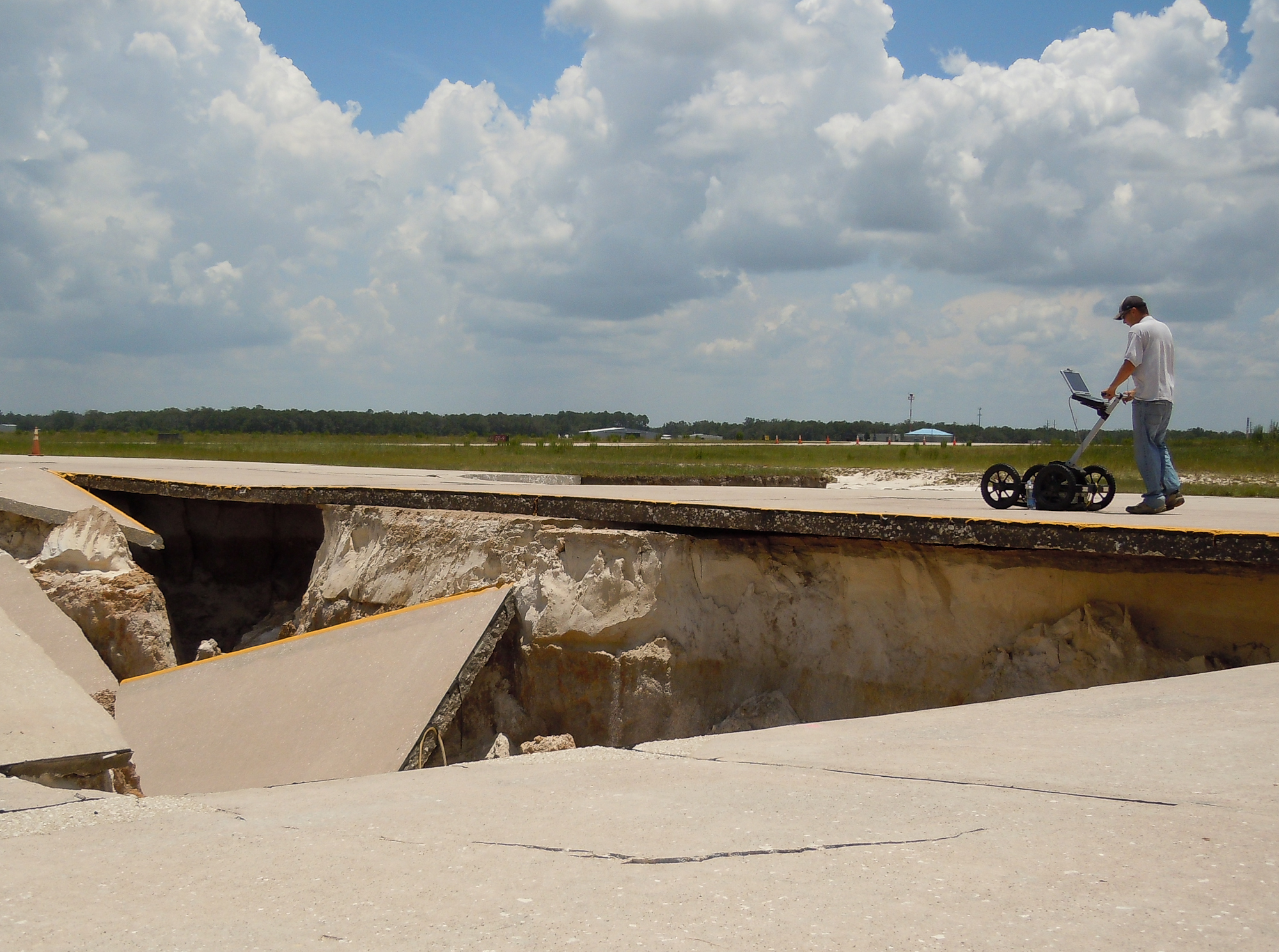 GPR Survey of a sinkhole beneath an airport runway | GeoView